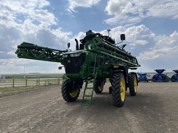 2021 John Deere R4044 | Self-Propelled Sprayers | MachineFinder