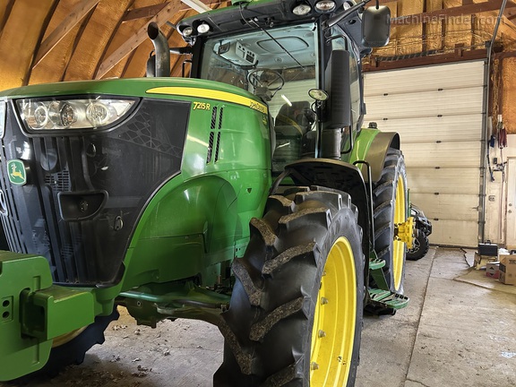 2011 John Deere 7215R | Row Crop Tractors | MachineFinder