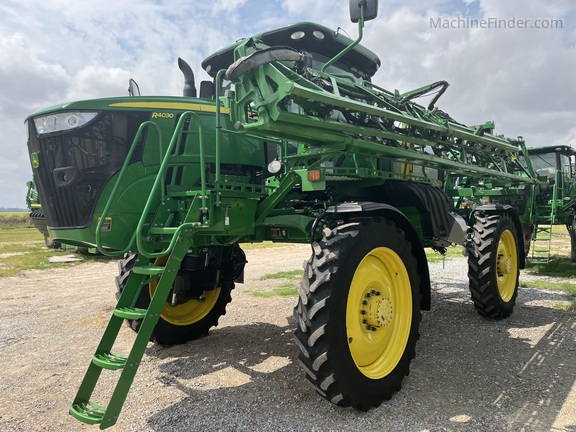 2015 John Deere R4030 | Self-Propelled Sprayers | MachineFinder