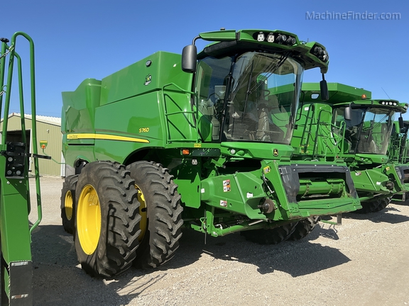 2022 John Deere S760 | Combines | MachineFinder