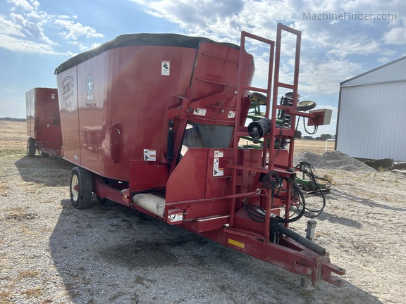 2017 Meyer F700 | Feed Mixers / Grinders | MachineFinder