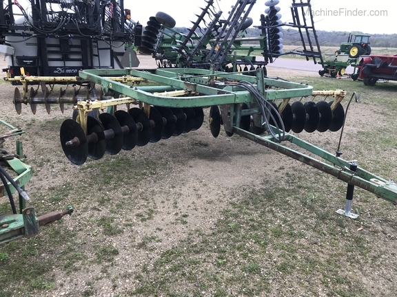 John Deere 210 DISK | Disks | MachineFinder