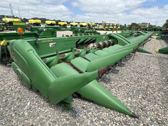 2010 John Deere 608C | Corn and Row Crop headers | MachineFinder