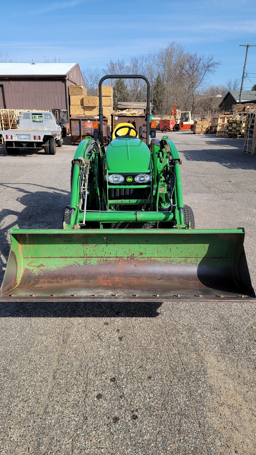 2006 John Deere 4320 - Compact Utility Tractors - Holland, MI