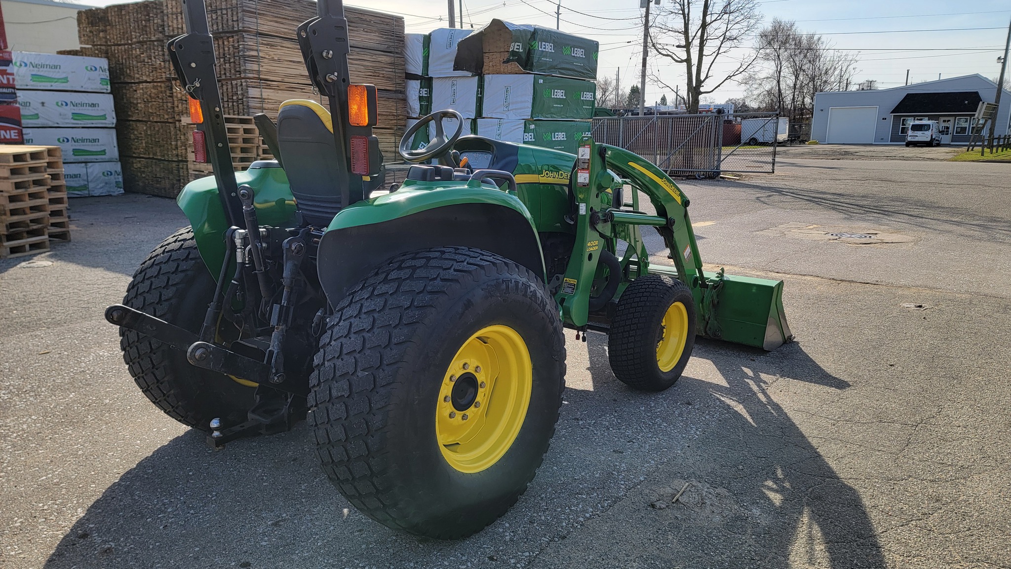 2006 John Deere 4320 - Compact Utility Tractors - Holland, MI