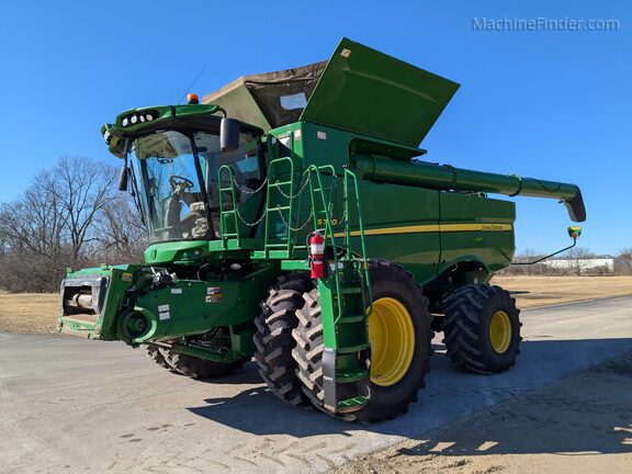 2018 John Deere S780 | Combines | MachineFinder