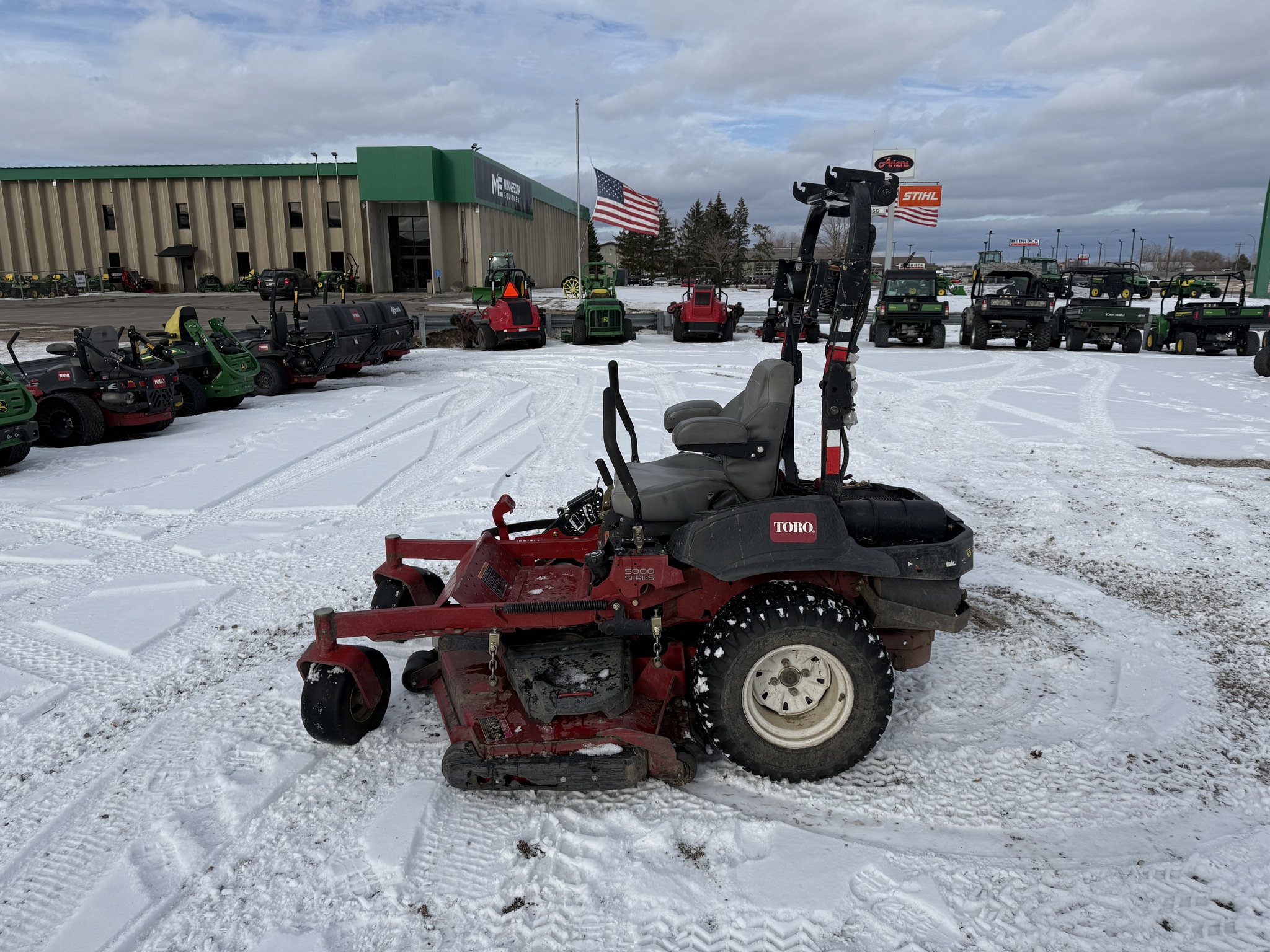 2014 Toro 74942 - Minnesota Equipment