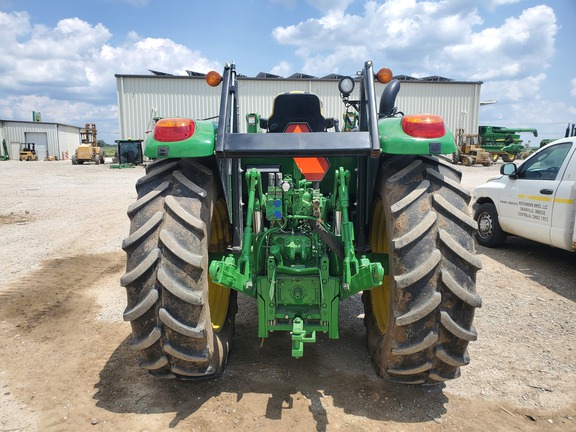 John-Deere-6115M-1058