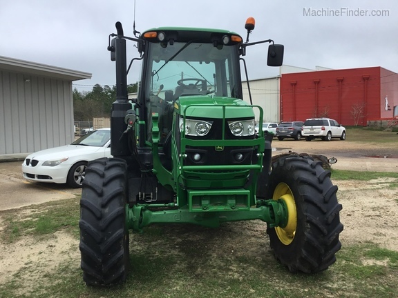 John-Deere-6110M-114