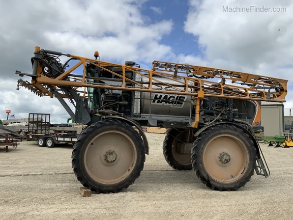 2013 Hagie STS12 | Self-Propelled Sprayers | MachineFinder