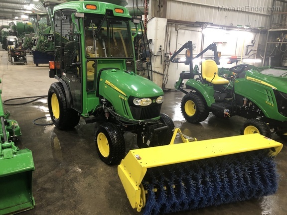 2015 John Deere 2032R | Compact Utility Tractors | MachineFinder
