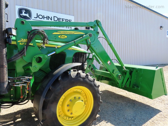 John Deere 741 | Tractor Loaders | MachineFinder