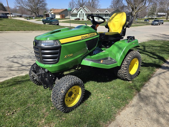 2016 John Deere X738 | Lawn & Garden Tractors | MachineFinder