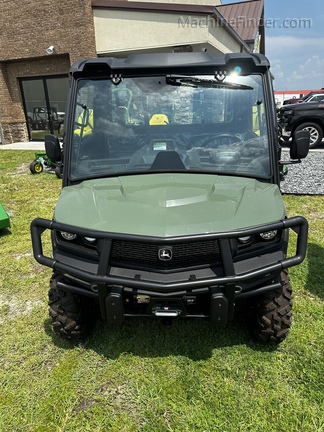 2024 John Deere GATOR XUV835M A/C CAB CROSSOVER UTILITY VEHICLE IN ...