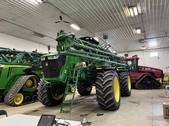 2017 John Deere R4045 | Self-Propelled Sprayers | MachineFinder
