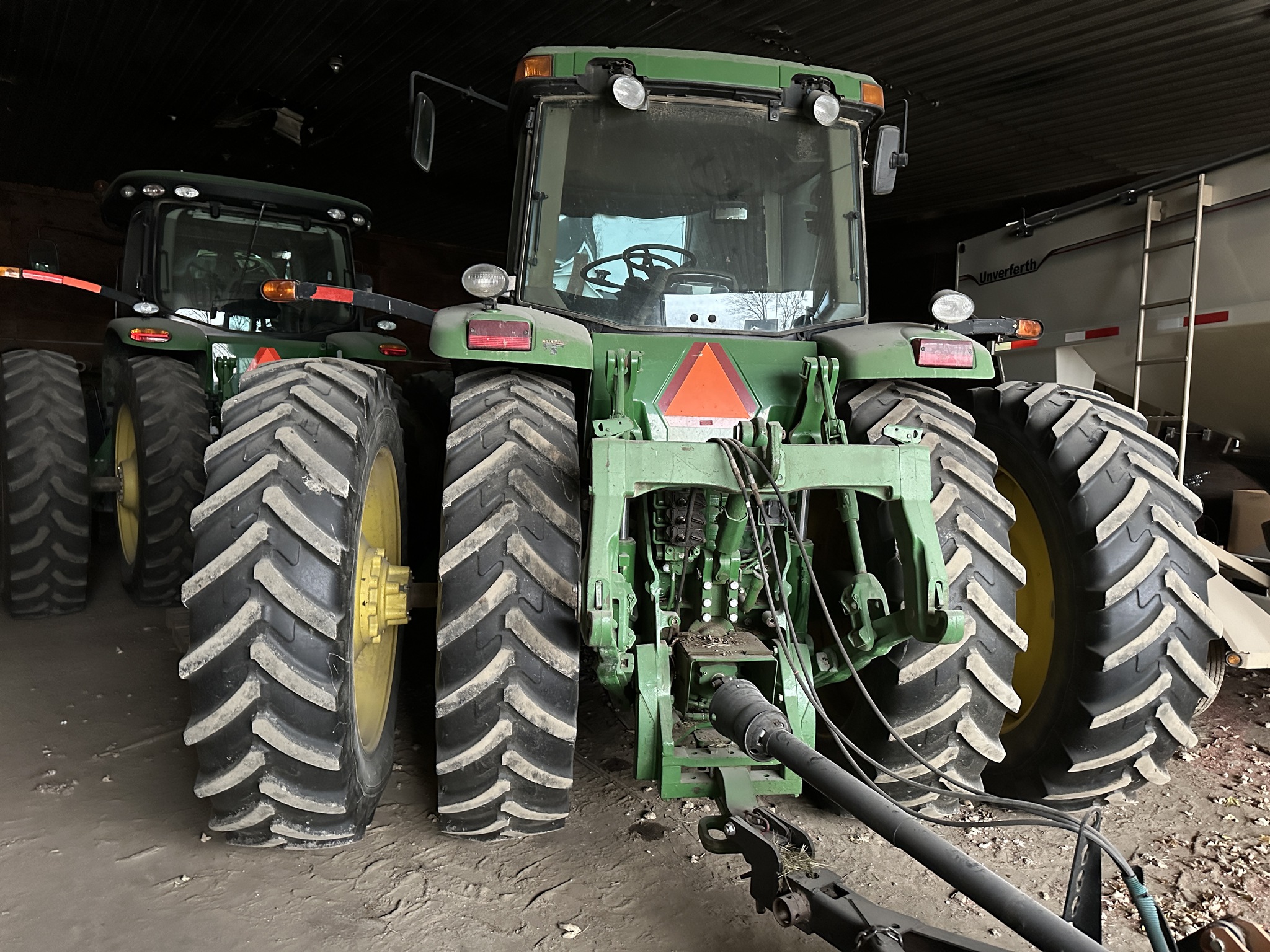 2004 John Deere 8120 - Row Crop Tractors - Holland, MI