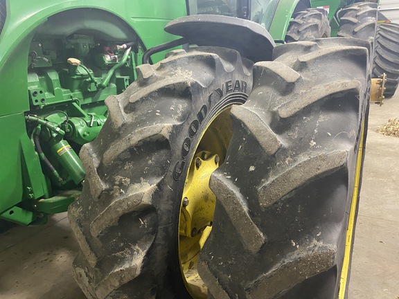 John Deere 8285R