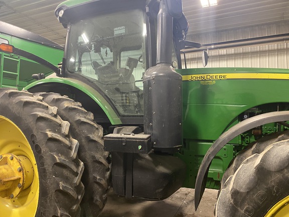 John Deere 8285R