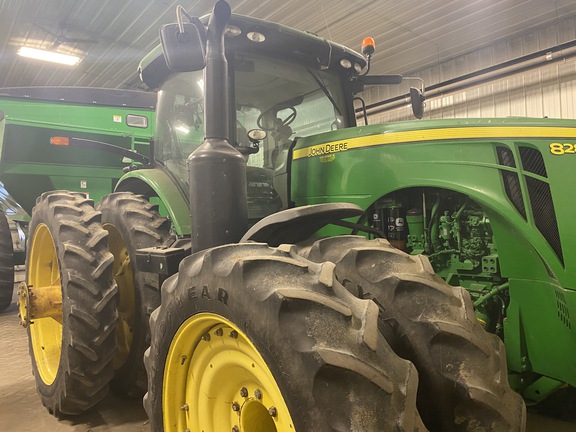 John Deere 8285R