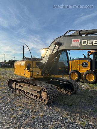 2010 John Deere 120D | Excavadoras | MachineFinder