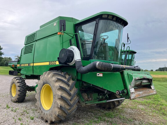John Deere 9500 - Combines - Marlette, MI