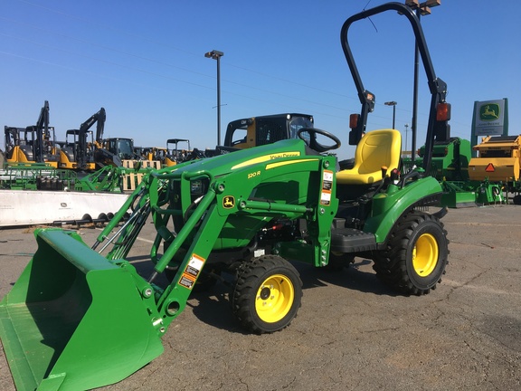 2017 John Deere 1023E - Compact Utility Tractors - John Deere MachineFinder