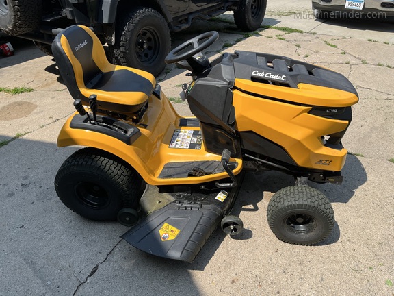 2022 Cub Cadet XT1 LT46 | Lawn & Garden Tractors | MachineFinder