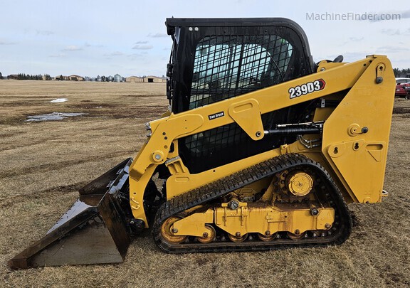 2019 Caterpillar 239D | Compact Track Loaders | MachineFinder