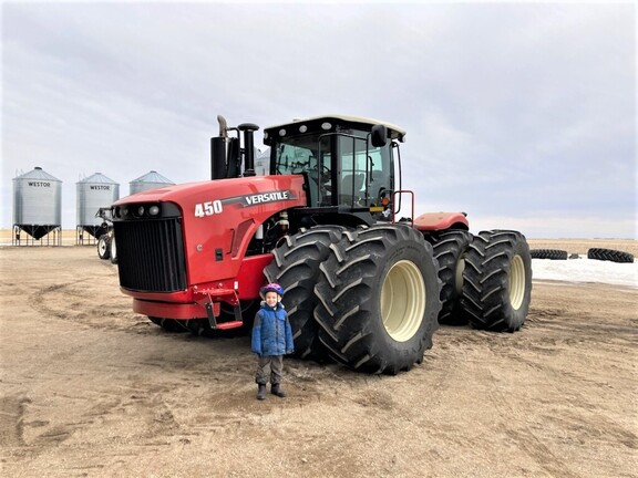 2013 Versatile 450 - Articulated 4WD Tractors - Davidson, SK