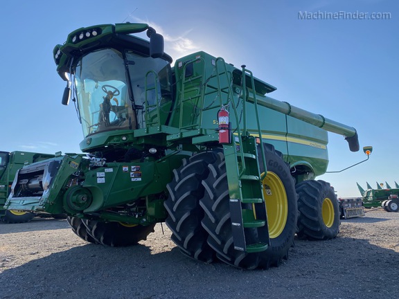 2021 John Deere S780 | Combines | MachineFinder