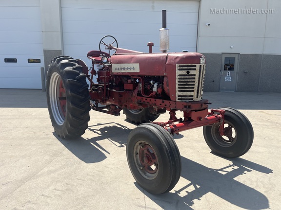 1957 Farmall 350 | Utility Tractors | MachineFinder