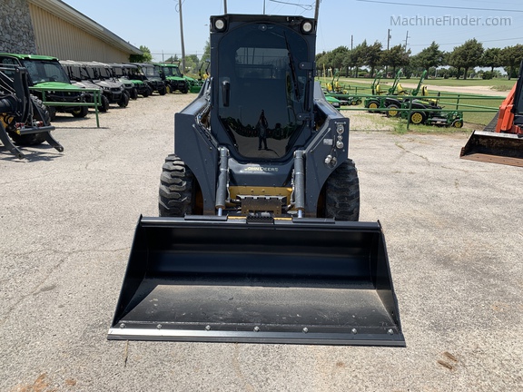 2019 John Deere 324G | Skid Steer Loaders | MachineFinder