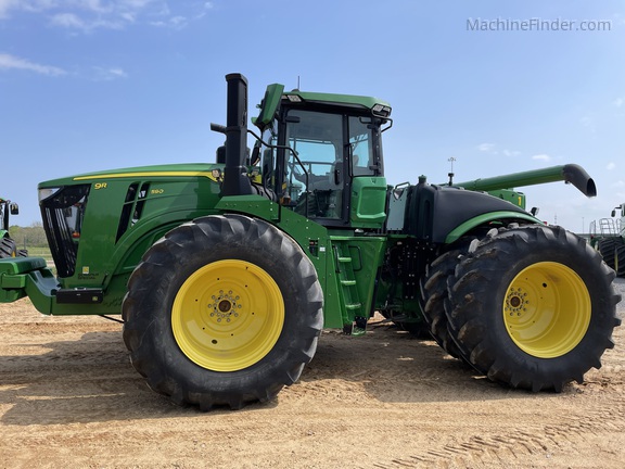 2022 John Deere 9R 590 | Scraper Tractors | MachineFinder
