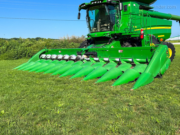 2018 John Deere 712C | Corn and Row Crop headers | MachineFinder