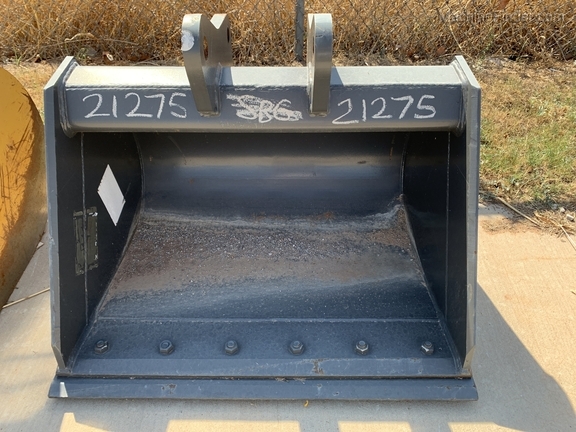 2021 Werk Brau 36" 310K BKT | Buckets | MachineFinder