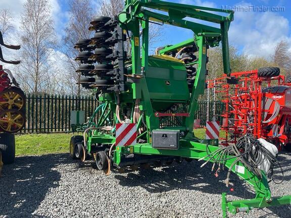 2022 John Deere 750A | Air Drills and Seeders | MachineFinder