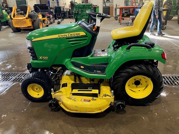 2011 John Deere X720 | Lawn & Garden Tractors | MachineFinder