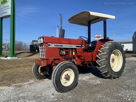 Case-IH-584-1695