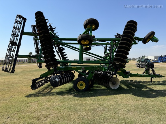 2023 John Deere 2633 | Disks | MachineFinder