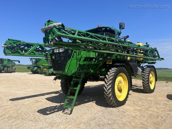 2019 John Deere R4038 | Self-Propelled Sprayers | MachineFinder
