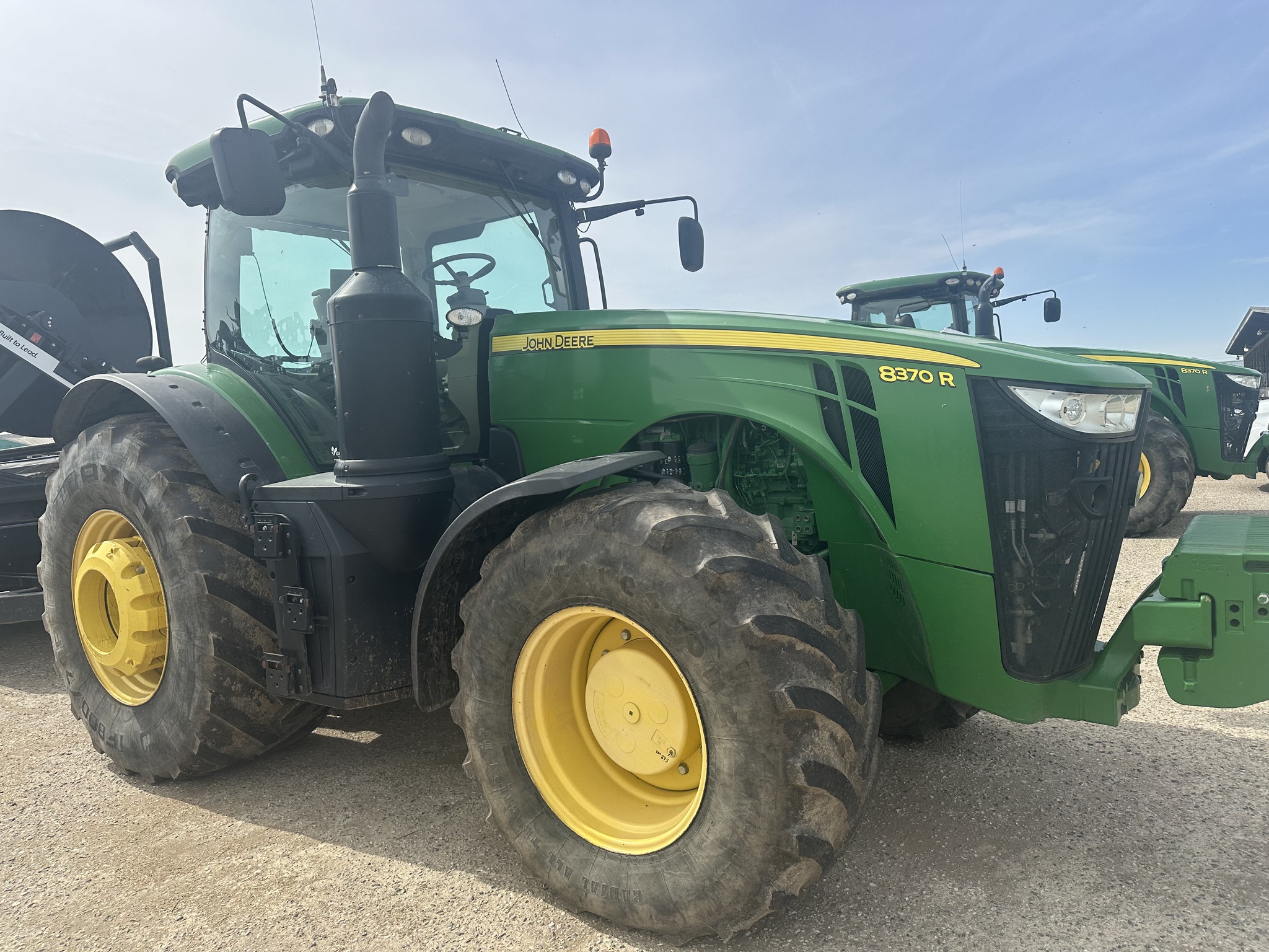 2016 John Deere 8370R - Row Crop Tractors - Hastings, MI