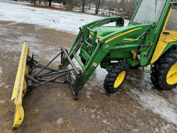 2005 John Deere 790 | Utility Tractors | MachineFinder