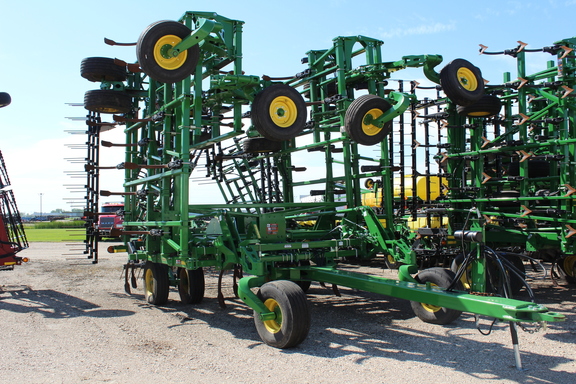 2019 John Deere 2430 - Chisel Plows - John Deere MachineFinder
