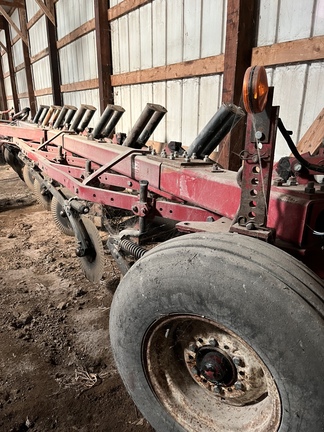 Print Equipment Details Case IH 700 MB Plow