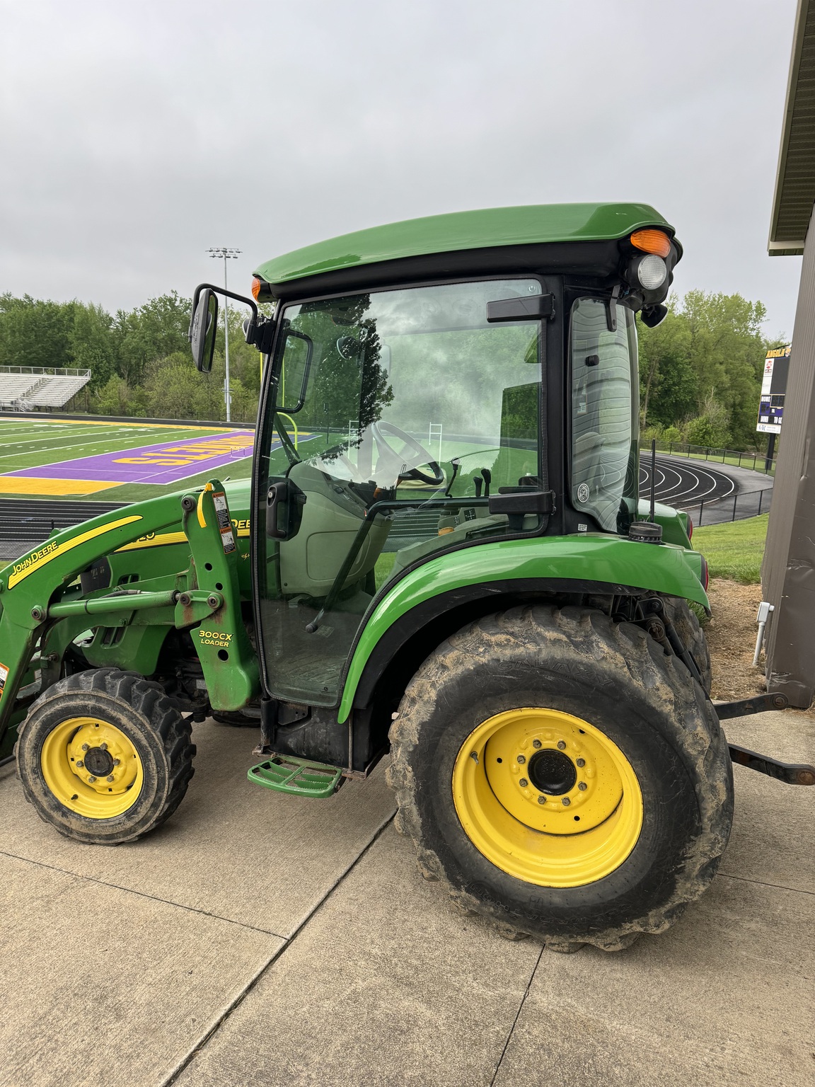 2009 John Deere 3720 - Compact Utility Tractors - LaGrange, IN