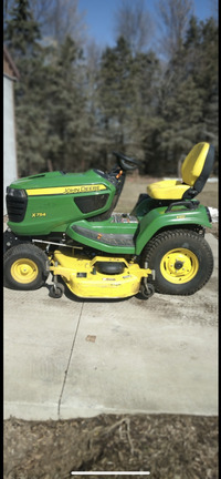 Equipment Details 2017 John Deere X754 560197