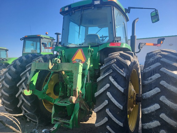 John-Deere-8310-1595