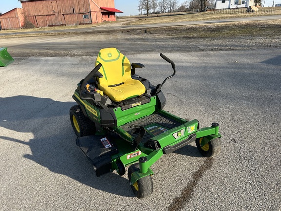 2024 John Deere Z320R | Zero-Turn Mowers | MachineFinder