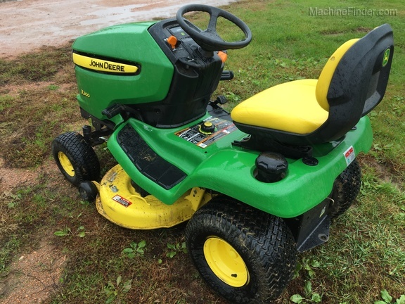 2011 John Deere X300 - Lawn & Garden Tractors - Stratford, WI