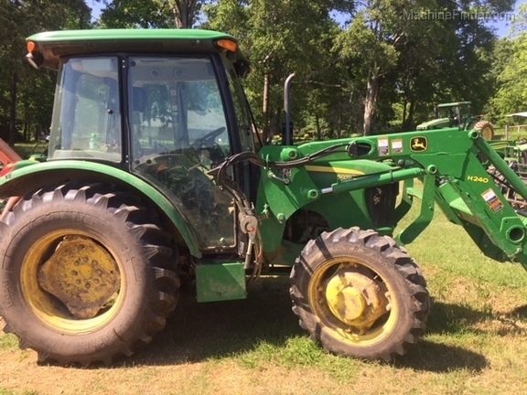 2014 John Deere 5075E